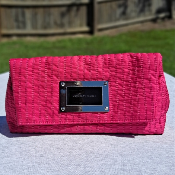 Victoria's Secret | Bags | Pink Victorias Secret Clutch With Magnetic ...